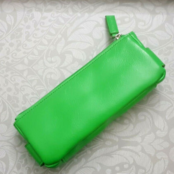 beauticontrol | Bags | Beauticontrol Green Vinyl Retro Mini Clutch Bag ...